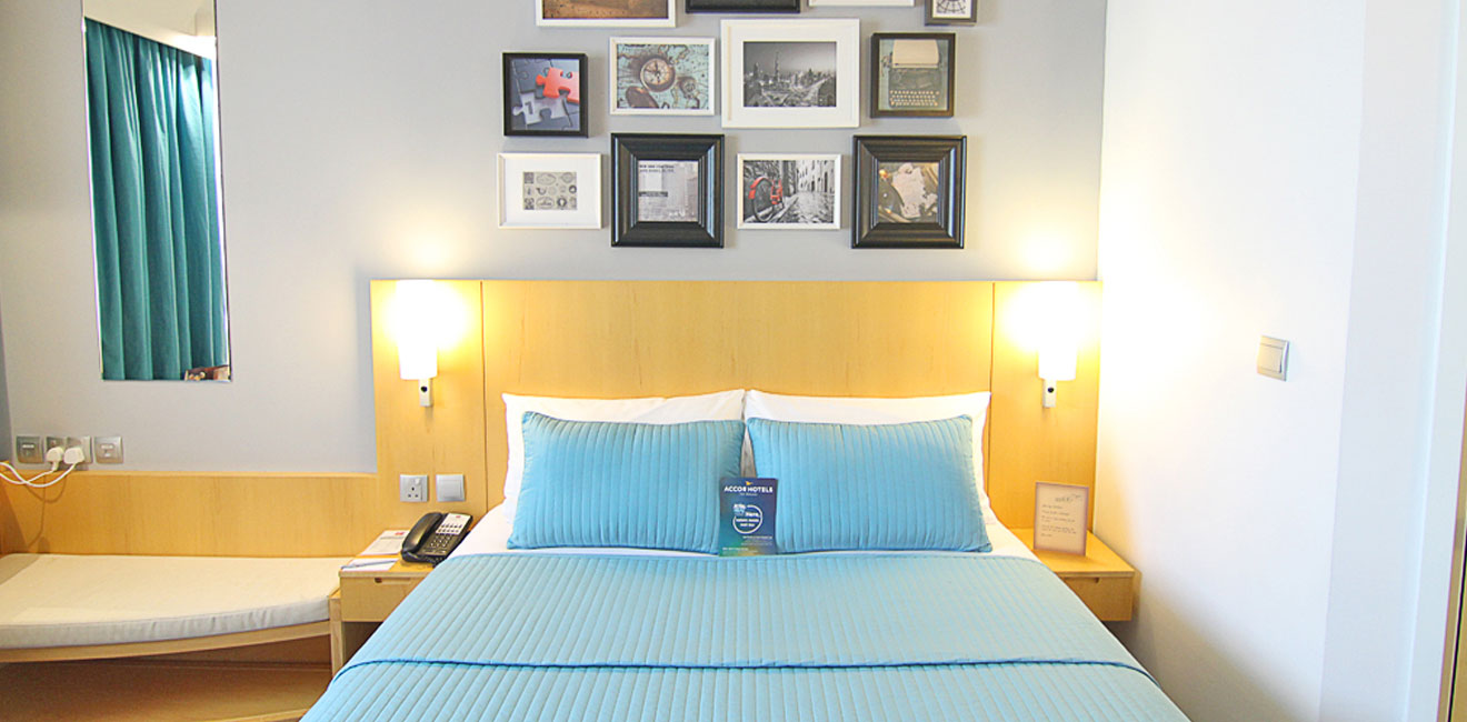 Ibis One Central Dubai - Dubai Derma