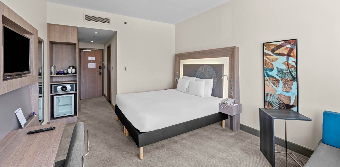 Novotel WTC - Dubai Derma